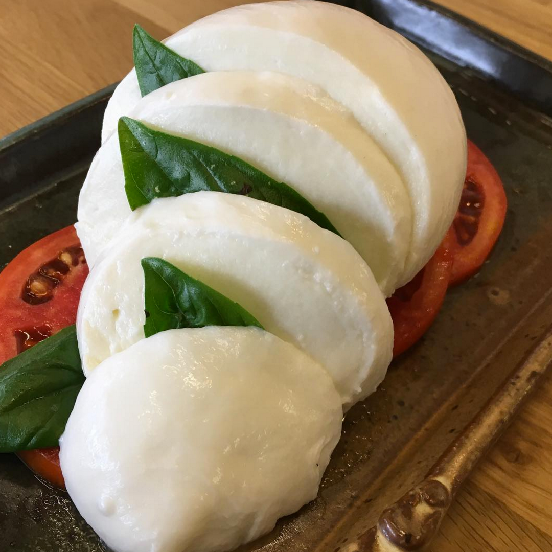 Mozzarella – Caputo Brothers Creamery