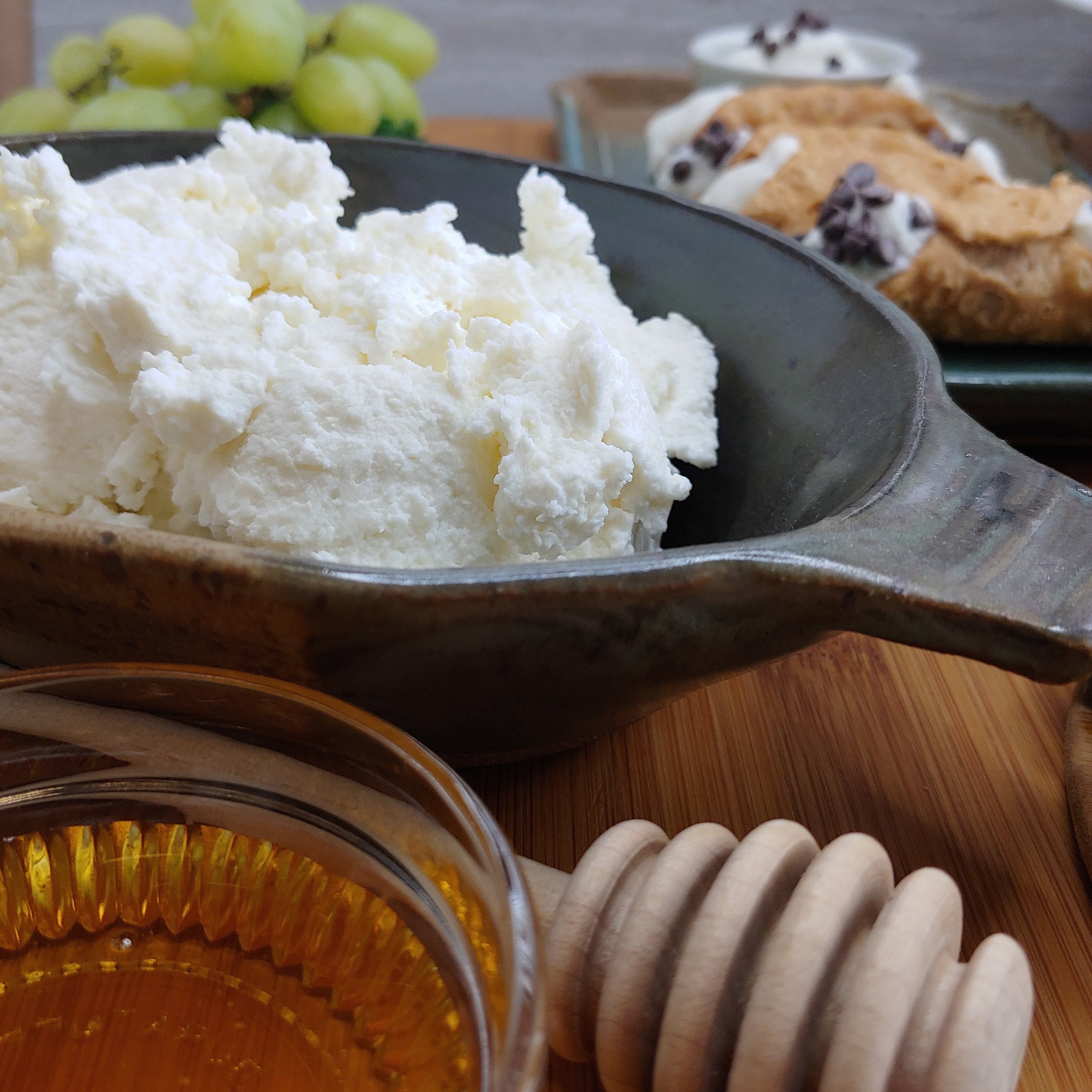 Fresh Ricotta (whey-based) – Caputo Brothers Creamery